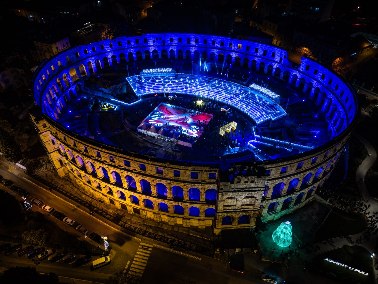 Pula Amphitheater: History and Secrets of One of the Best-Preserved ...